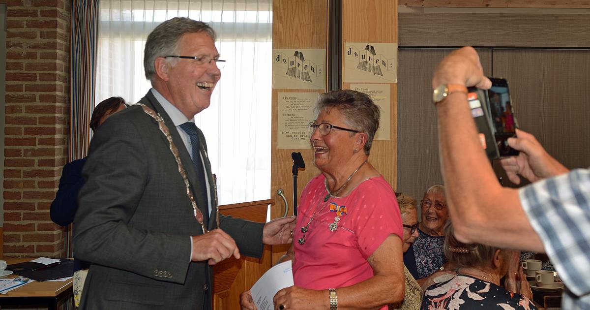 Koninklijke onderscheiding voor Nel de Rijke | Schouwen-Duiveland | pzc.nl
