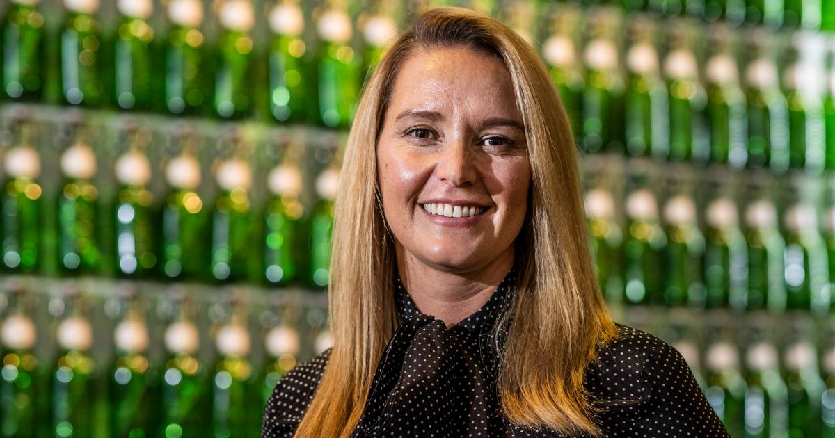 Emily uit Nieuw-Zeeland is de nieuwe baas van Grolsch: ‘Ik wil de taal ...