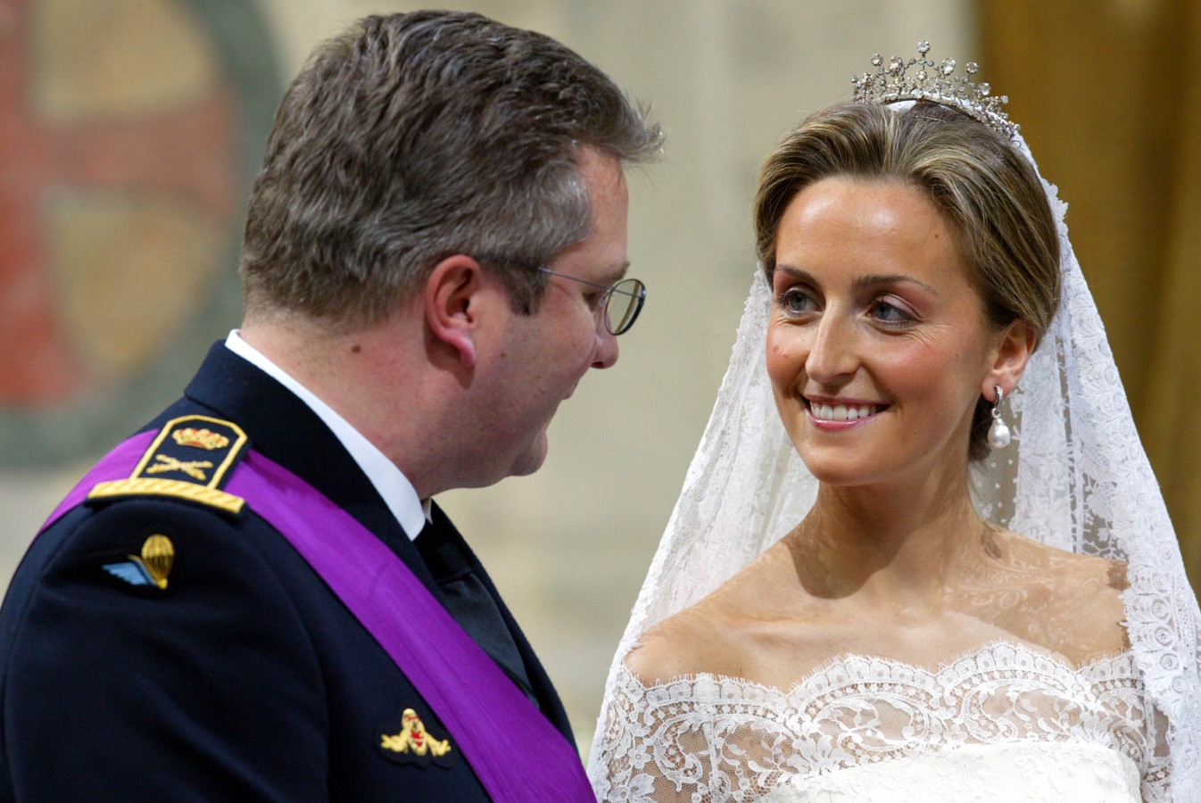 “Zij is de vrouw die hij nodig had”: prins Laurent en prinses Claire zijn 20 jaar getrouwd ...
