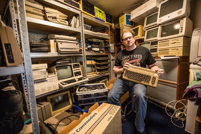 Feestje met computerkunst vanuit Helmonds museum | Helmond | ed.nl