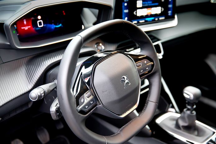 Test Peugeot 208: origineel design, maar wel krap | Auto | AD.nl