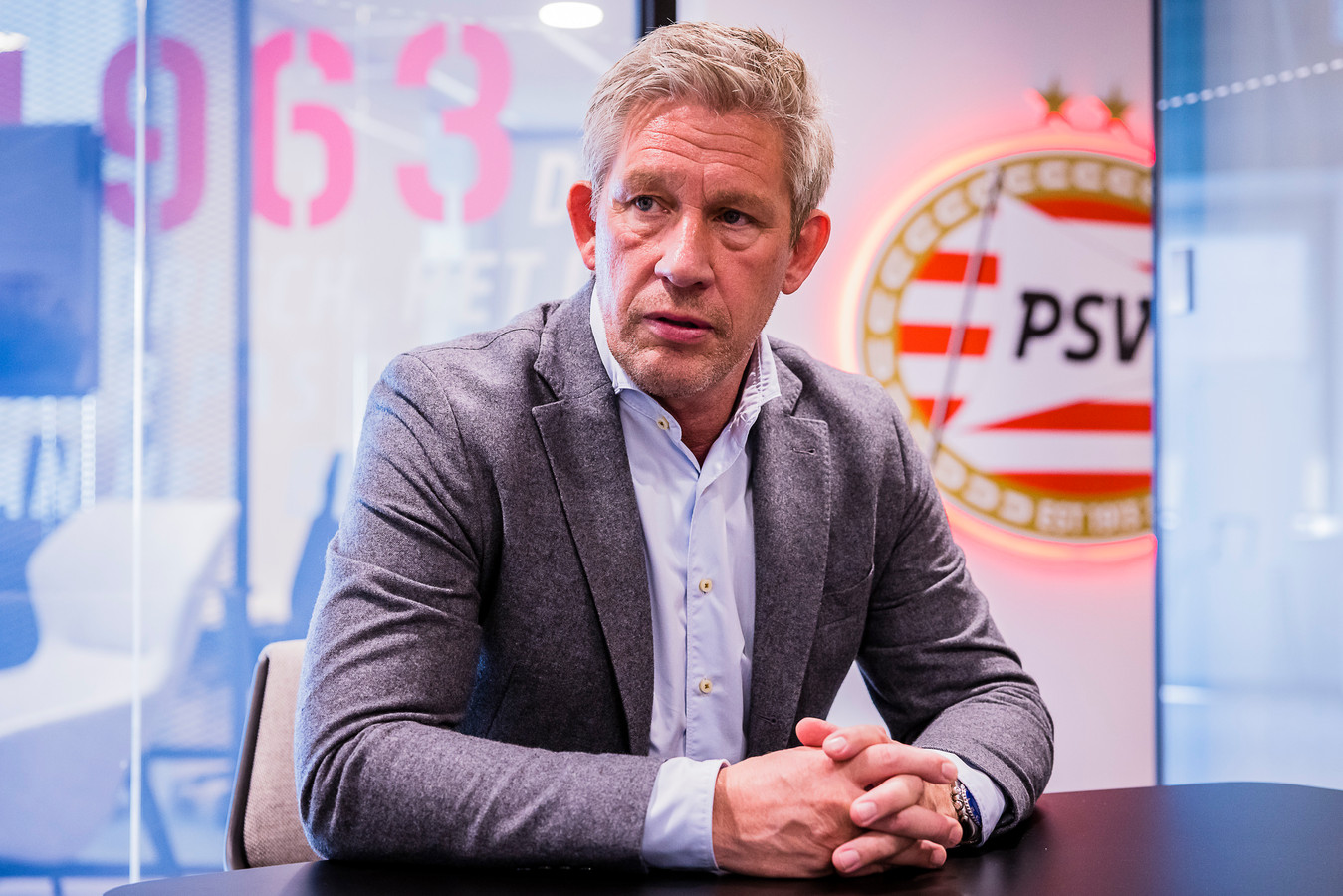 Marcel Brands is nu niet de baas bij PSV, waar de commissarissen een ...