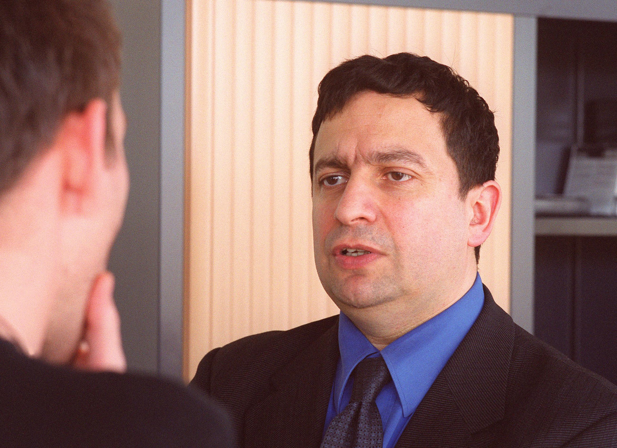 Chocobaron, Louis Vuitton-baas en luxepaus: tien procent van de rijkste ...