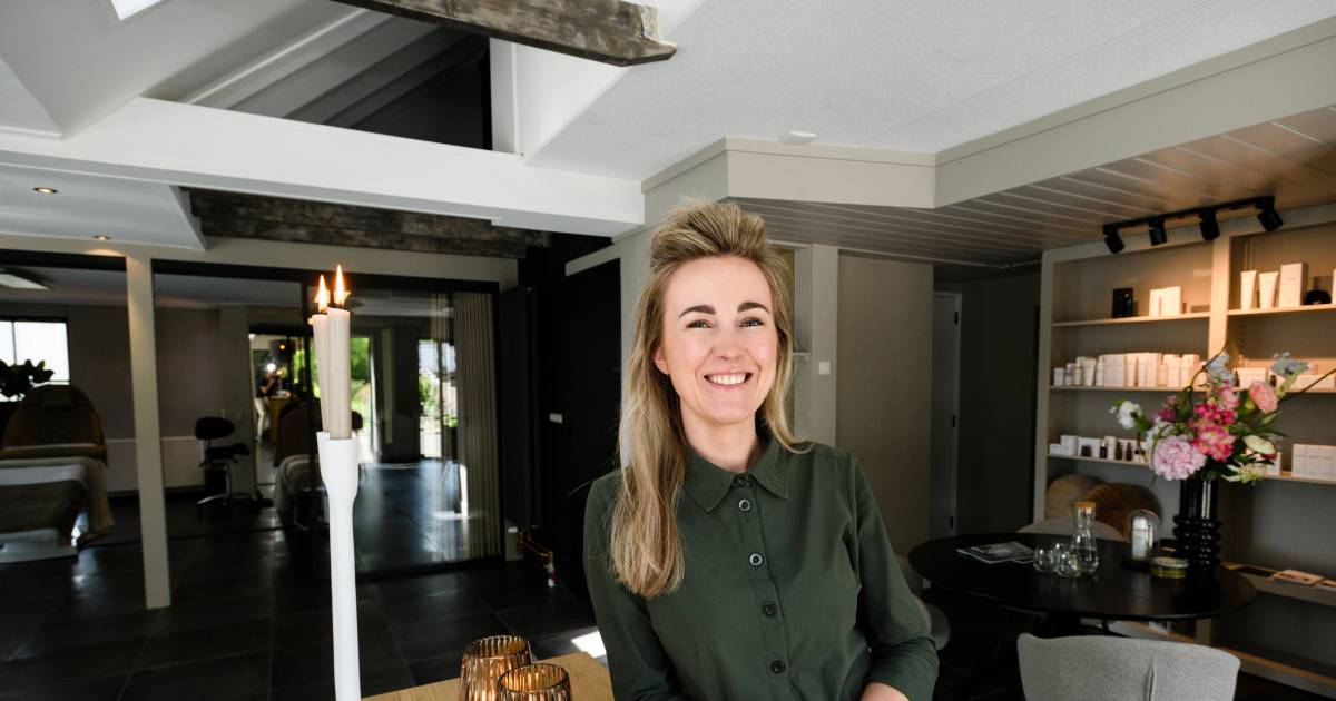 Een schoonheidssalon had Saasveld nog niet, tot Karlijn (30) haar droom ...