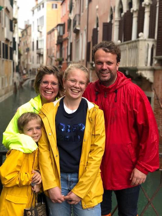 "Horecazaken blijven hier gewoon open" | Roeselare | hln.be