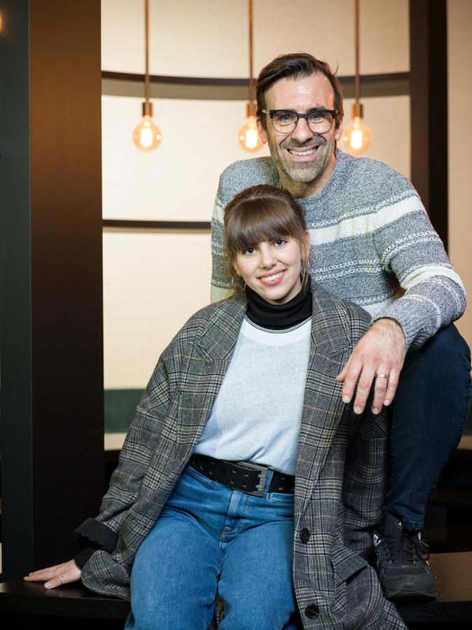 Jan Schepens en dochter Manou spenderen veel tijd samen door hun rol in ...