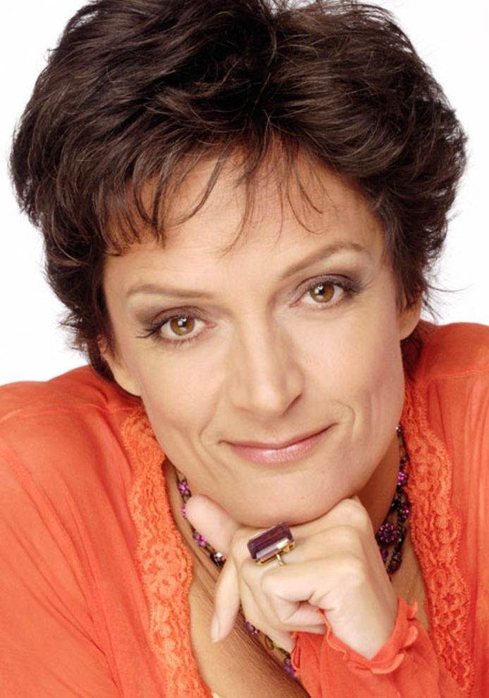 Lenette van Dongen zit vol met zelfspot | Overig | gelderlander.nl