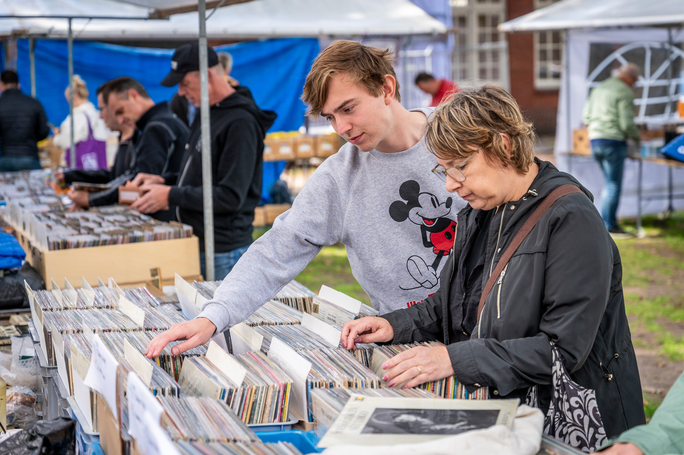 Volop animo voor platenbeurs in Oss: ‘Die naald op de plaat zetten ...