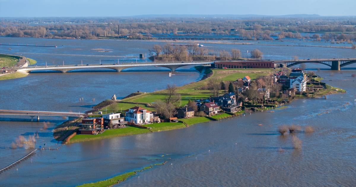 Nu zie je pas goed waarom er een nevengeul ligt: ‘Stel dat al dat water ...