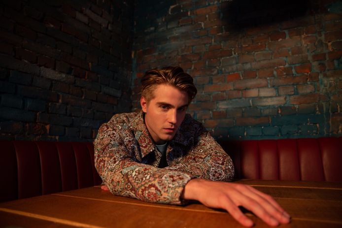 Maksim uit ‘#LikeMe’ brengt eerste single uit | Showbizz | hln.be