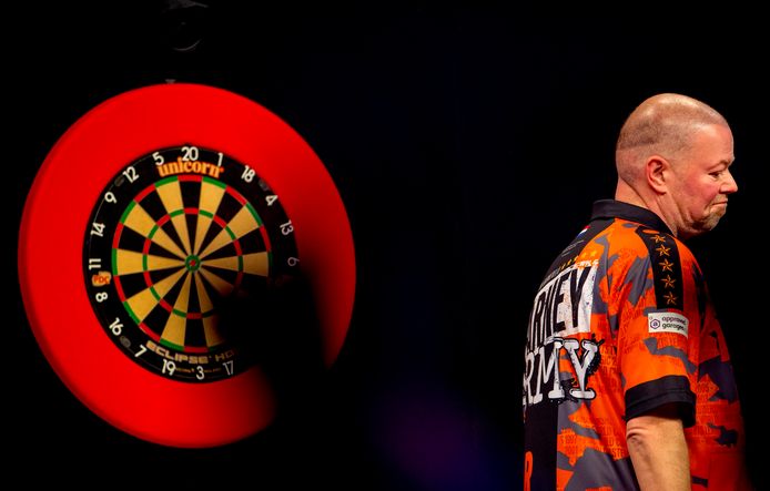 Fotoserie: Barney voor het laatst in de spotlights | Darts | AD.nl