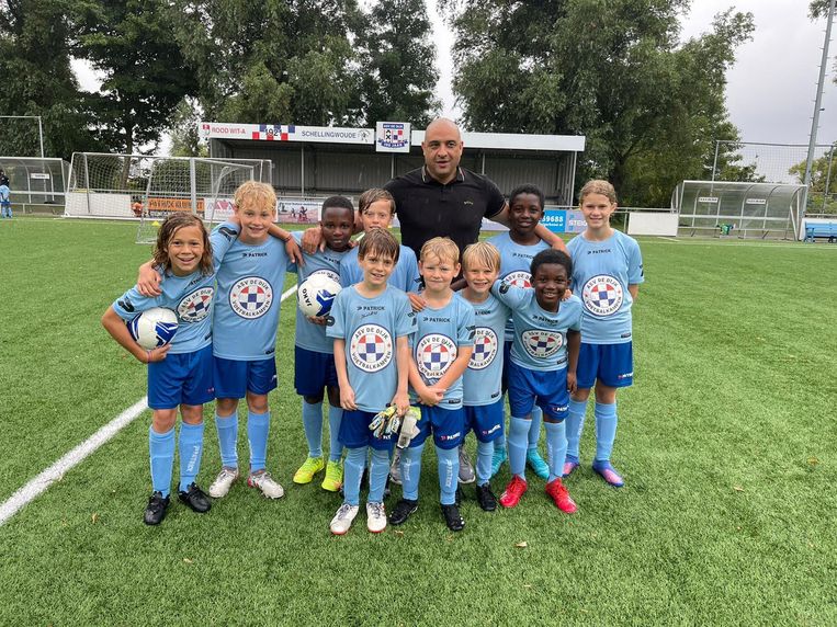 Regillio Simons keert bij ASV De Dijk terug in het Amsterdamse voetbal ...