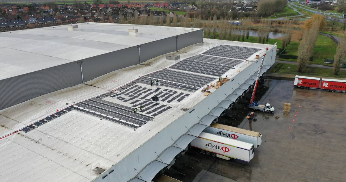 Vijfduizend Zonnepanelen Op Dak St Paul In Sint Jansteen Zeeuws