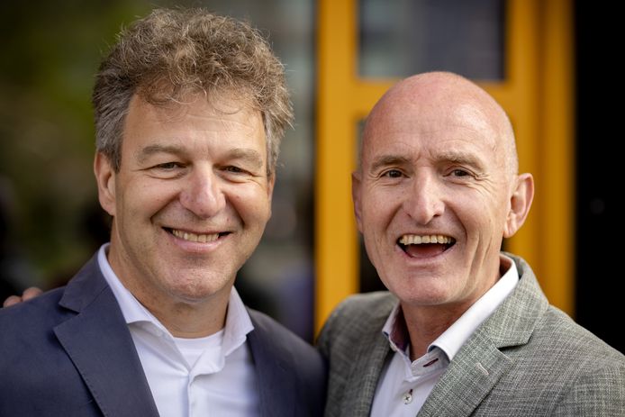 Ernst en Bobbie hebben serieuze boodschap voor kinderen: 'Knopen jullie dit in je oren?’ | Show ...