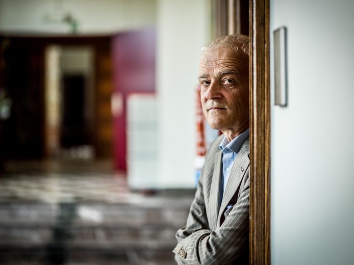 UAntwerpen verbiedt personeel om te vliegen bij een treinreistijd van ...