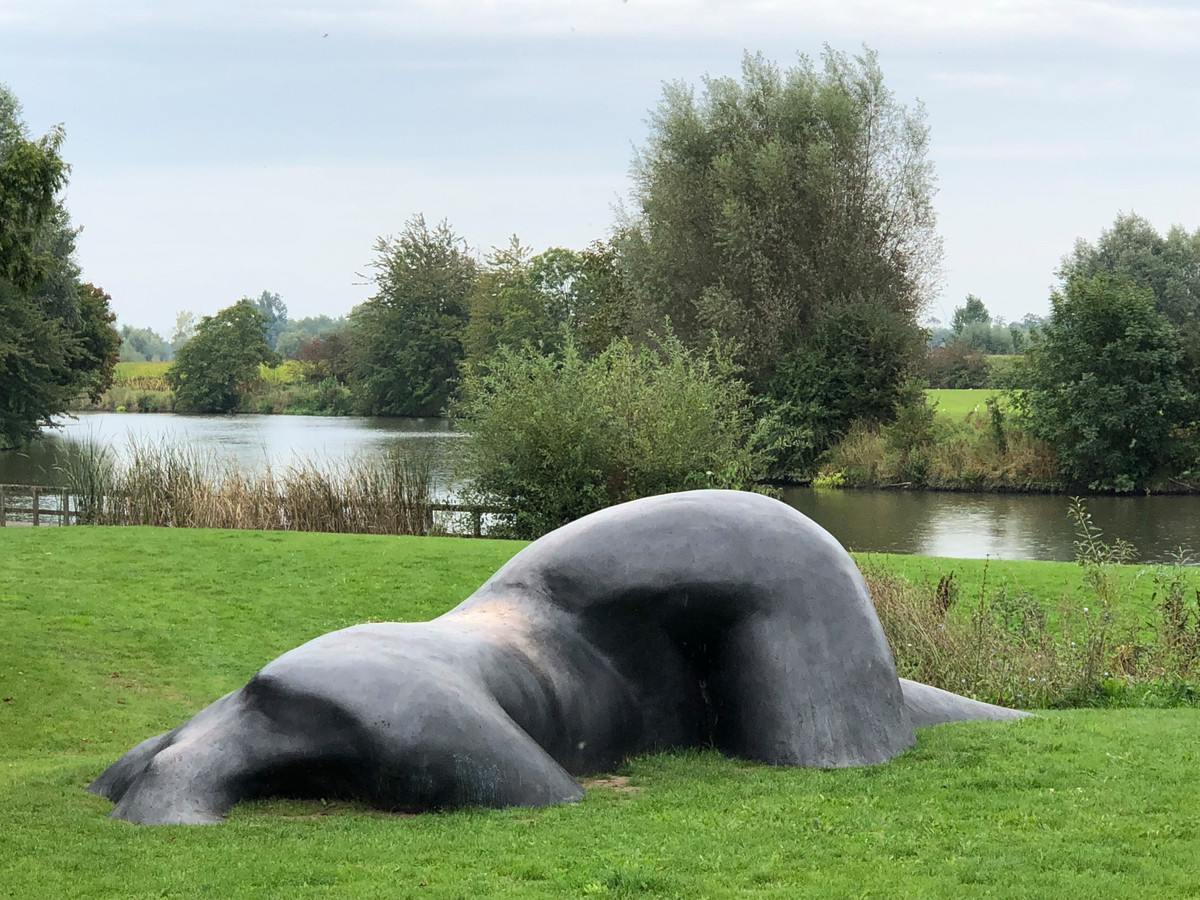 Relletje over ‘blote poep’ van 134.000 euro: “Kortrijk betaalde zelfs ...