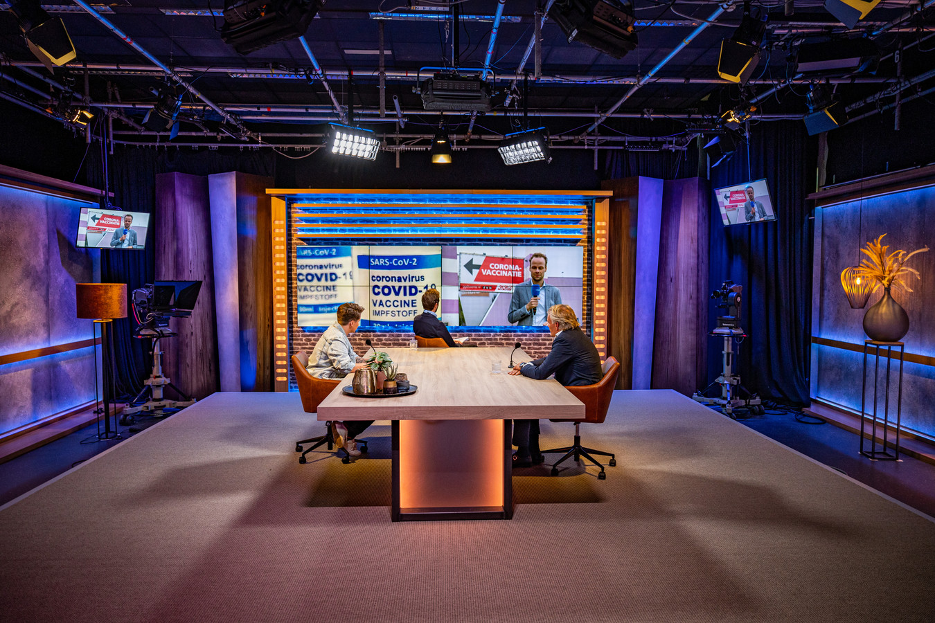 Ontslagen zorgen voor emoties bij RTV Oost: ‘Ik wil van het stoffige ...