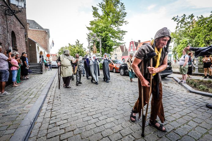 Expo ‘Brugse Belofte’ brengt eeuwenoude processie in beeld | Brugge ...