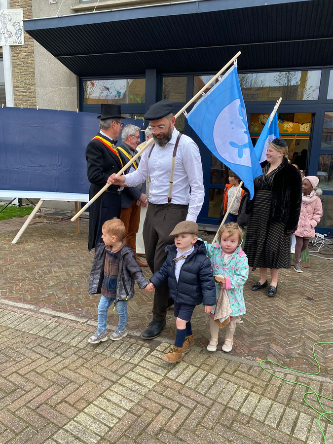 IN BEELD. Terug in de tijd op eeuwfeest basisschool Stella Maris | Foto ...