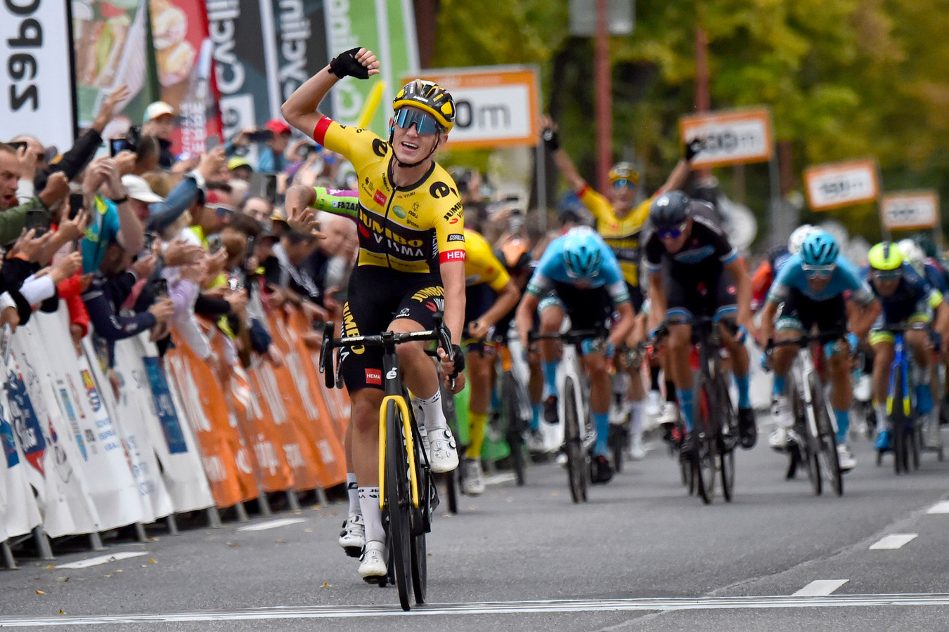 Koen Bouwman de sterkste in Slowakije, Fabio Jakobsen wint ...