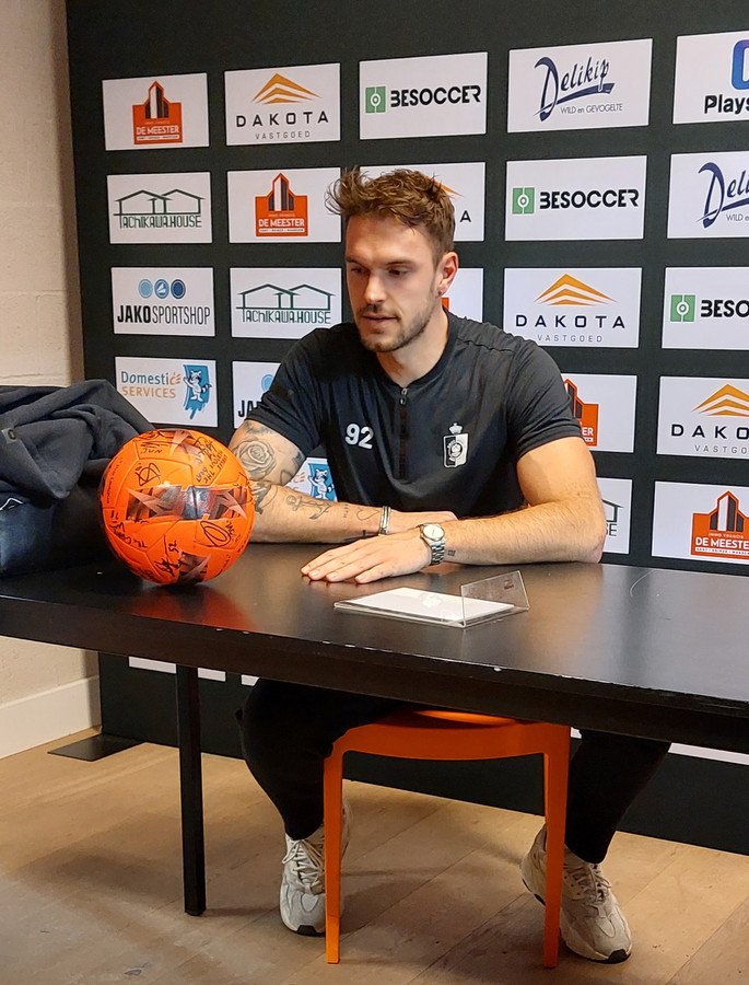 Lennart Mertens (SK Deinze) na zijn hattrick tegen Lierse: “Ik ben ... Lennart Mertens (SK Deinze) na zijn hattrick tegen Lierse: “Ik ben ...