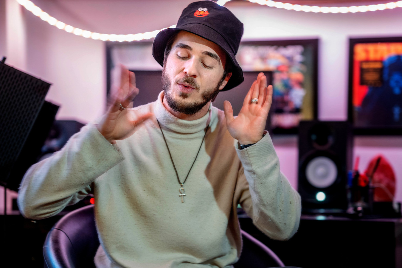 De dood kwam iets te vaak op bezoek bij Wijchense rapper X09 | Foto ...