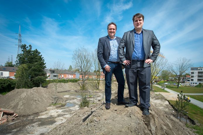 550 kinderen kiezen voor avontuurlijk speelterrein aan De Waterperels ...