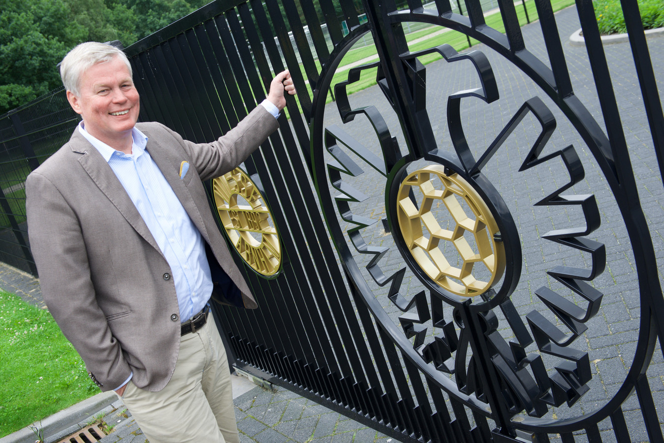 Topman Parren per direct weg bij Vitesse na nederlaag in rechtszaak ...