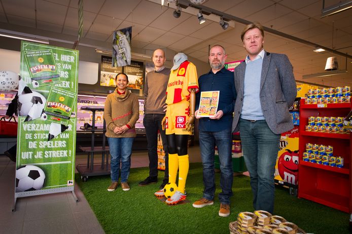 KFC Duffel brengt stickeralbum uit met Delhaize | Duffel | hln.be