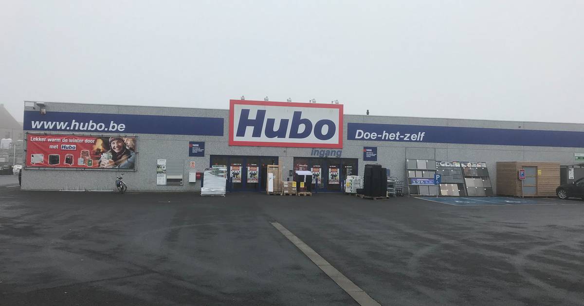 Kassierster Hubo zou overval verzonnen hebben om zélf geld uit kassa te ...