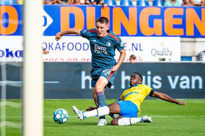 Pingel van Danilo helpt pover Feyenoord met hangen en wurgen langs RKC | Nederlands voetbal | AD.nl