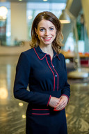 Bedrijven bieden tegen elkaar op in strijd om schaars personeel: ‘Leidt ...