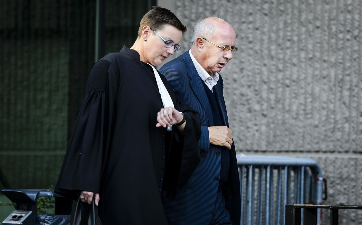 'Maserati Möllenkamp' krijgt 2,5 jaar cel voor corruptie | Foto | AD.nl