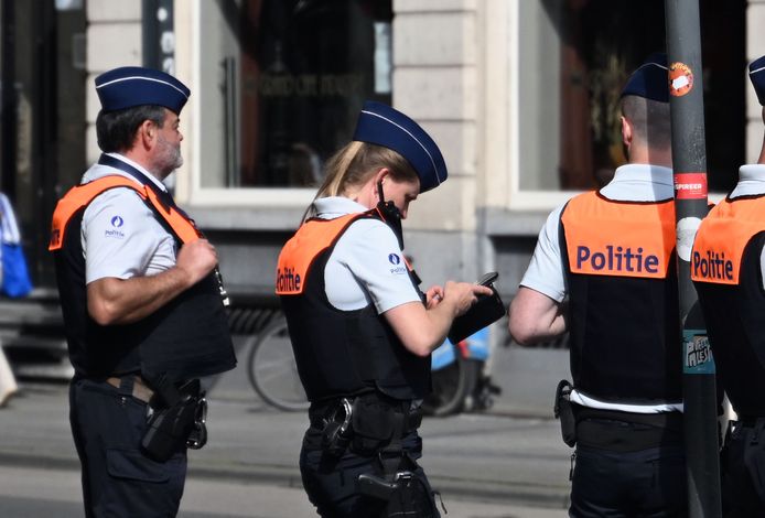 Verschillende processen-verbaal tijdens controle van Leuvense politie ...