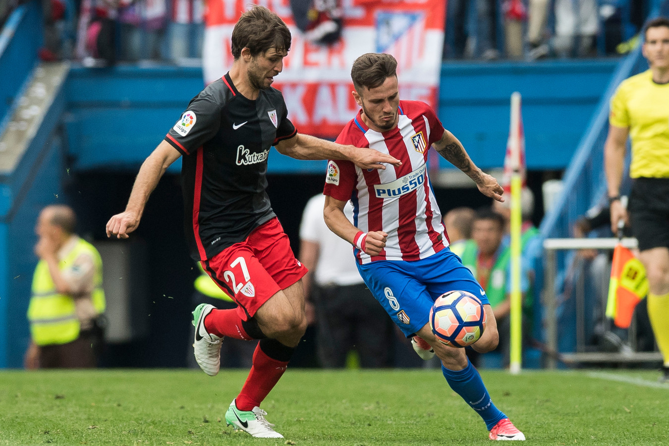 Bilbao-spelers scheren haren af om door kanker getroffen ploegmaat te ...