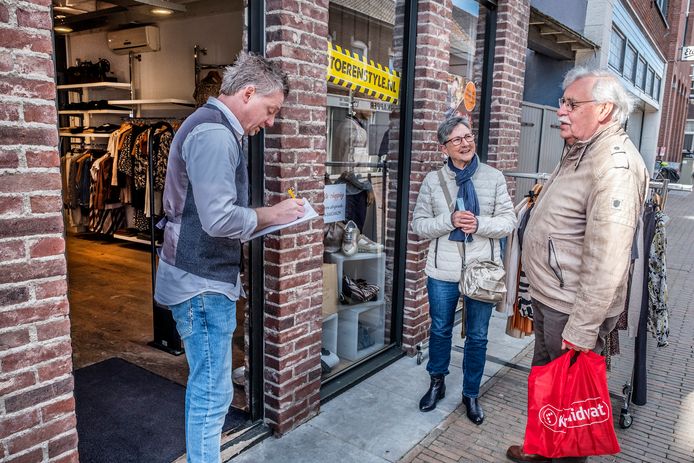 Nood is hoog bij winkeliers: ‘Ik heb ook vier kleine kinderen op te ...