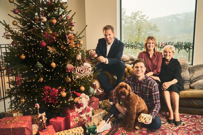 KIJK. James Cooke en zijn familie over hun gedroomde kerstweekend ...