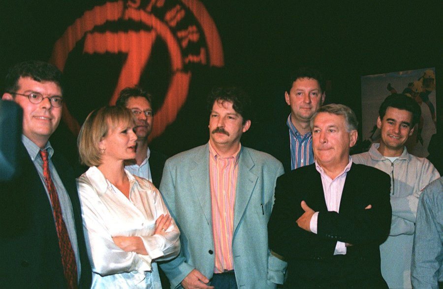 Van NOS, via Sport7, naar Talpa, richting RTL, tot NOS | Foto | AD.nl