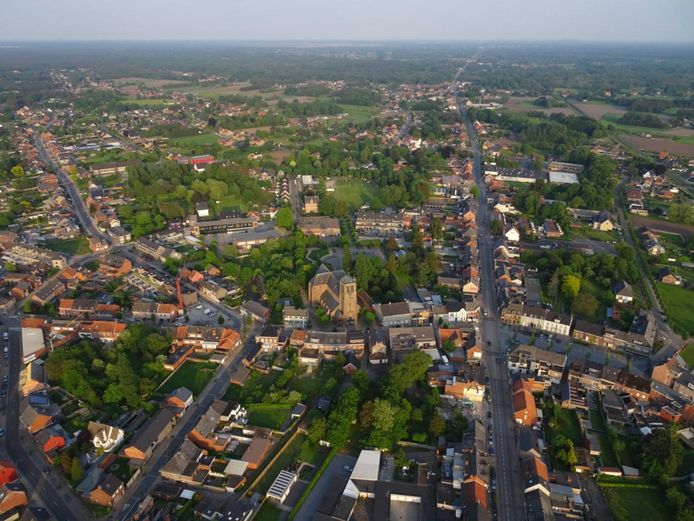 Op huizenjacht in... Balen: “Een bruisend dorp, maar toch swingen de ...