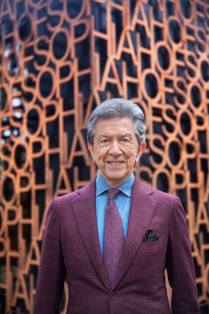 Hagenaars met Indische kunst kunnen zaterdag duizenden euro's rijker zijn: Frans Leidelmeijer ...