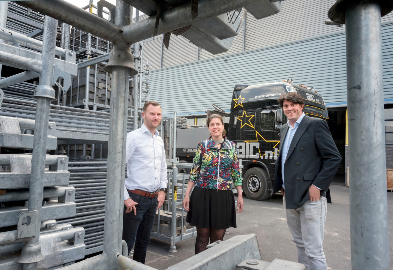 Bouwverhuurder AIC verhuist naar kolossale voormalige fabriekshal ... Bouwverhuurder AIC verhuist naar kolossale voormalige fabriekshal ...