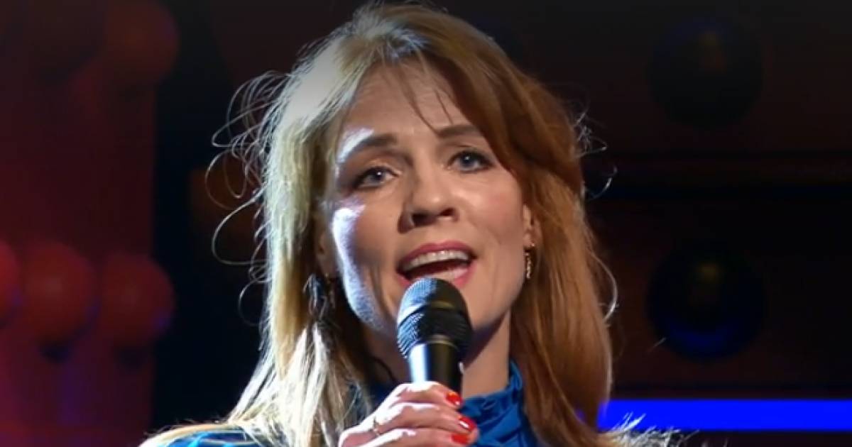 'Juf Ank' zingt gedicht van Willem Wilmink in DWDD | Dalfsen | destentor.nl