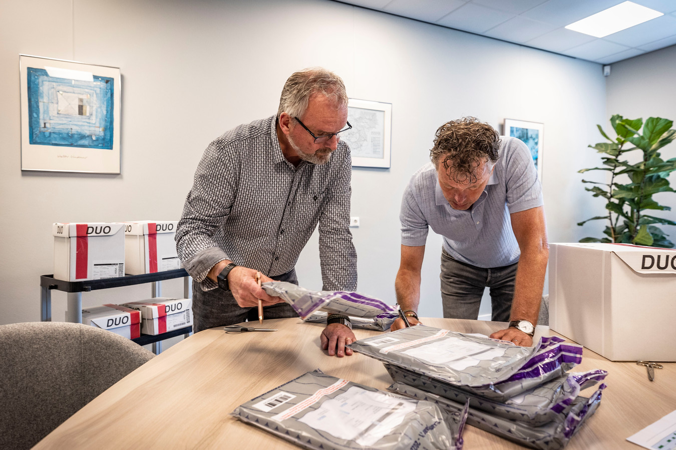 Dag voor eerste examens controleren docenten in diepste geheim of alle ...