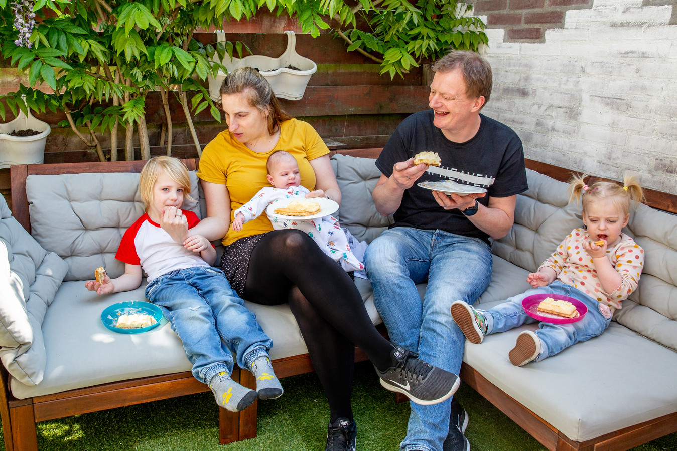 Het weer slaat om, maar buiten zitten op Moederdag kan waarschijnlijk ...