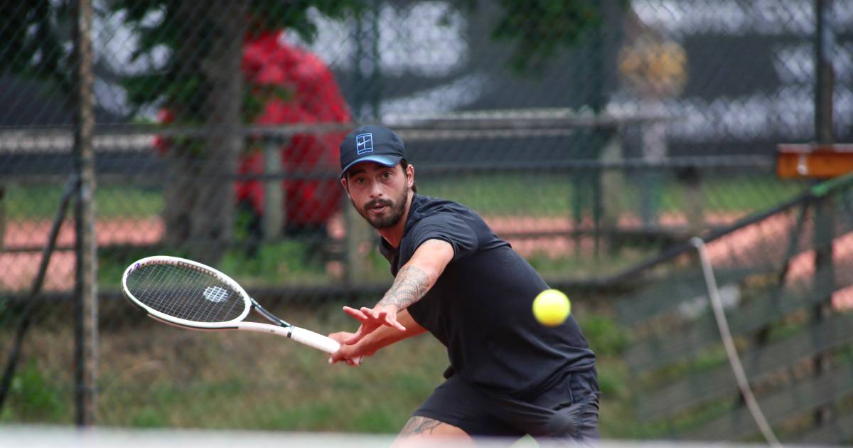 Advocatenzoon Xander Spong mist grip, maar wint Plassentoernooi wel ...