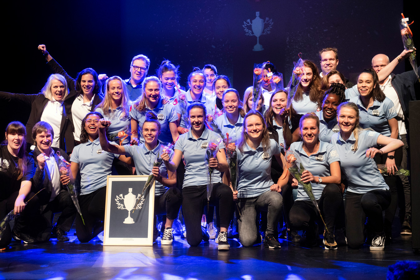 Estavana Polman op video tijdens sportgala: ‘Neem een drankje op ons ...