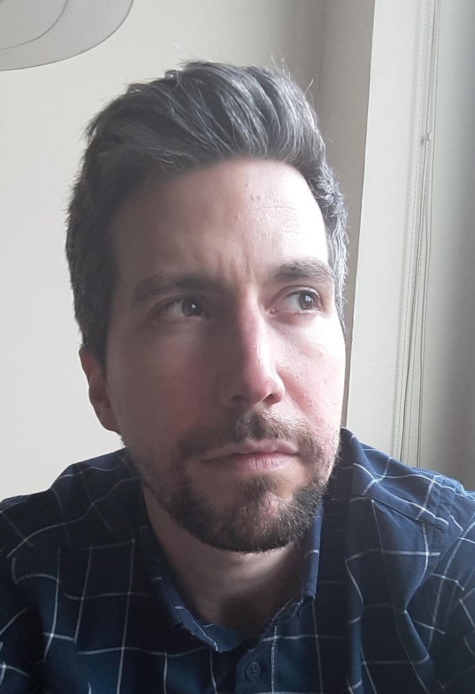 Dubuisson, dessinateur à 7sur7: "Ils me font cadeau de milliers d'idées ...