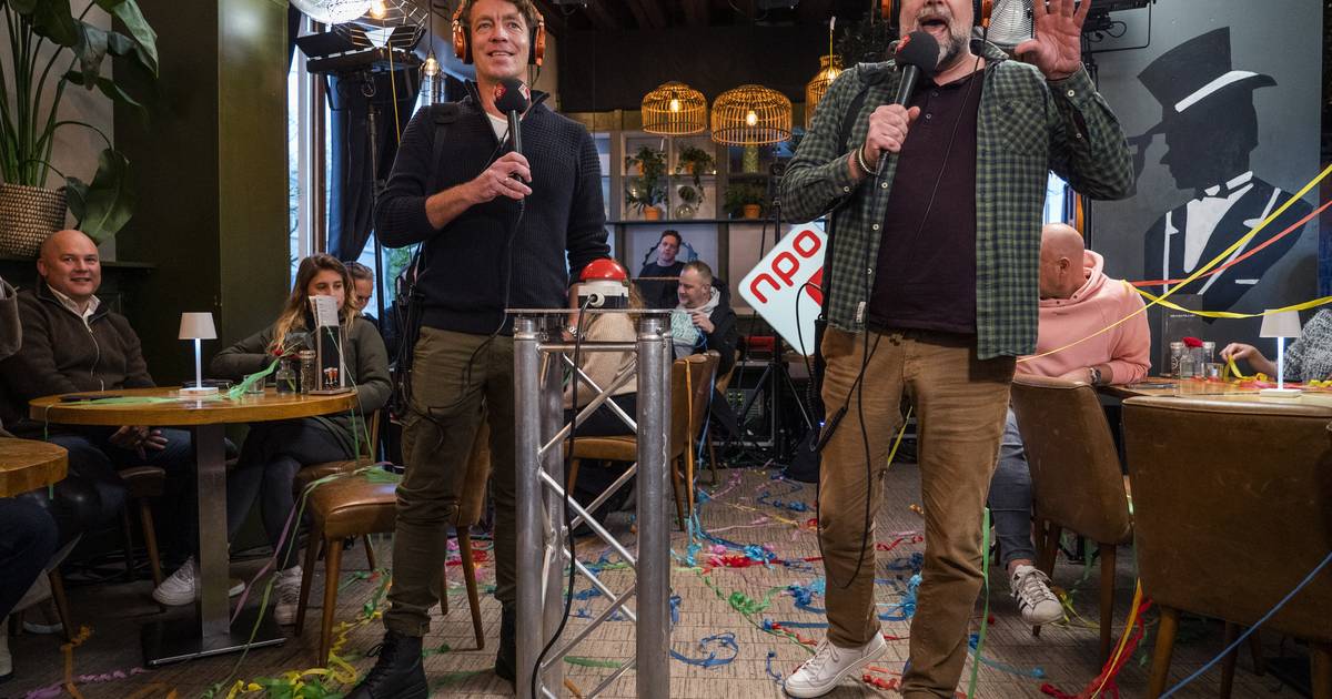 Jan-Willem Start Op! en Beeld & Geluid exposeren muziekattributen | Hilversum | AD.nl