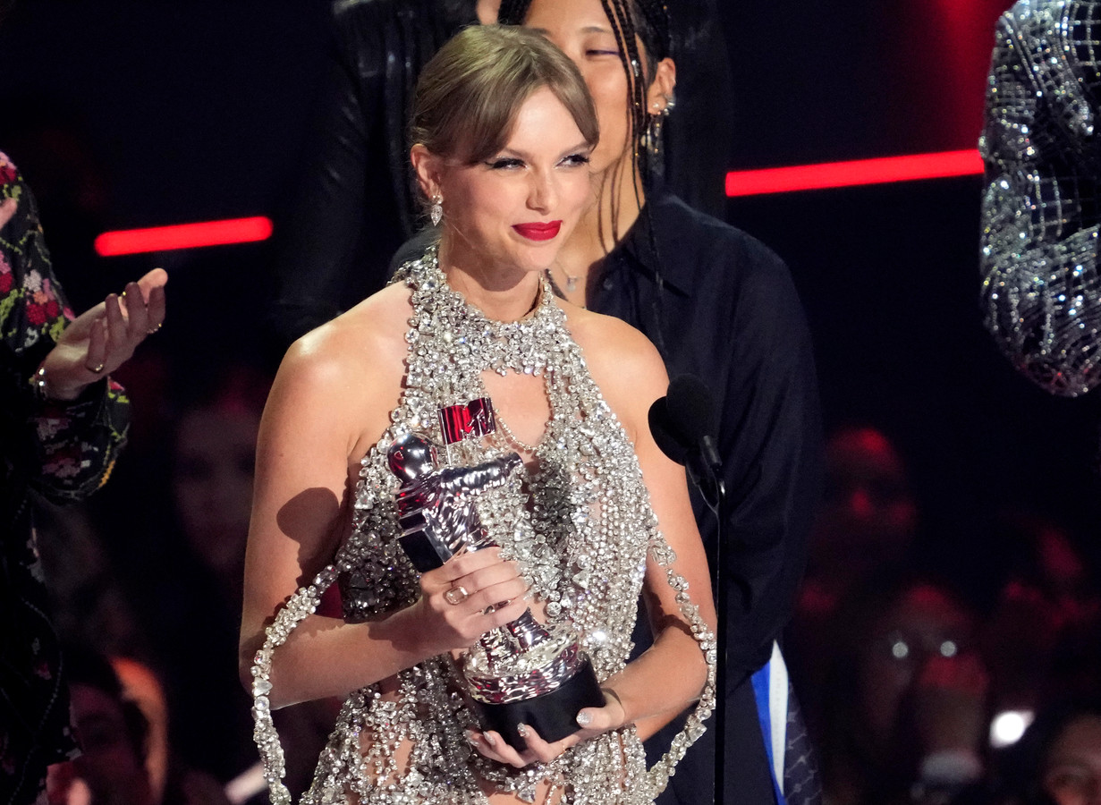 Morgen dropt Taylor Swift een nieuw album: dit is wat we er nu al over ...
