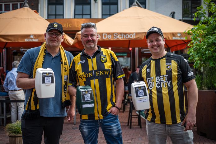 Vitesse haalt op een dag meer dan driekwart miljoen op; ook Coley Parry ...